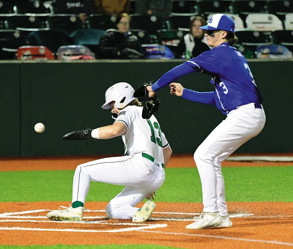 Spartans drop a 2-1 thriller to Donegal | TownLively