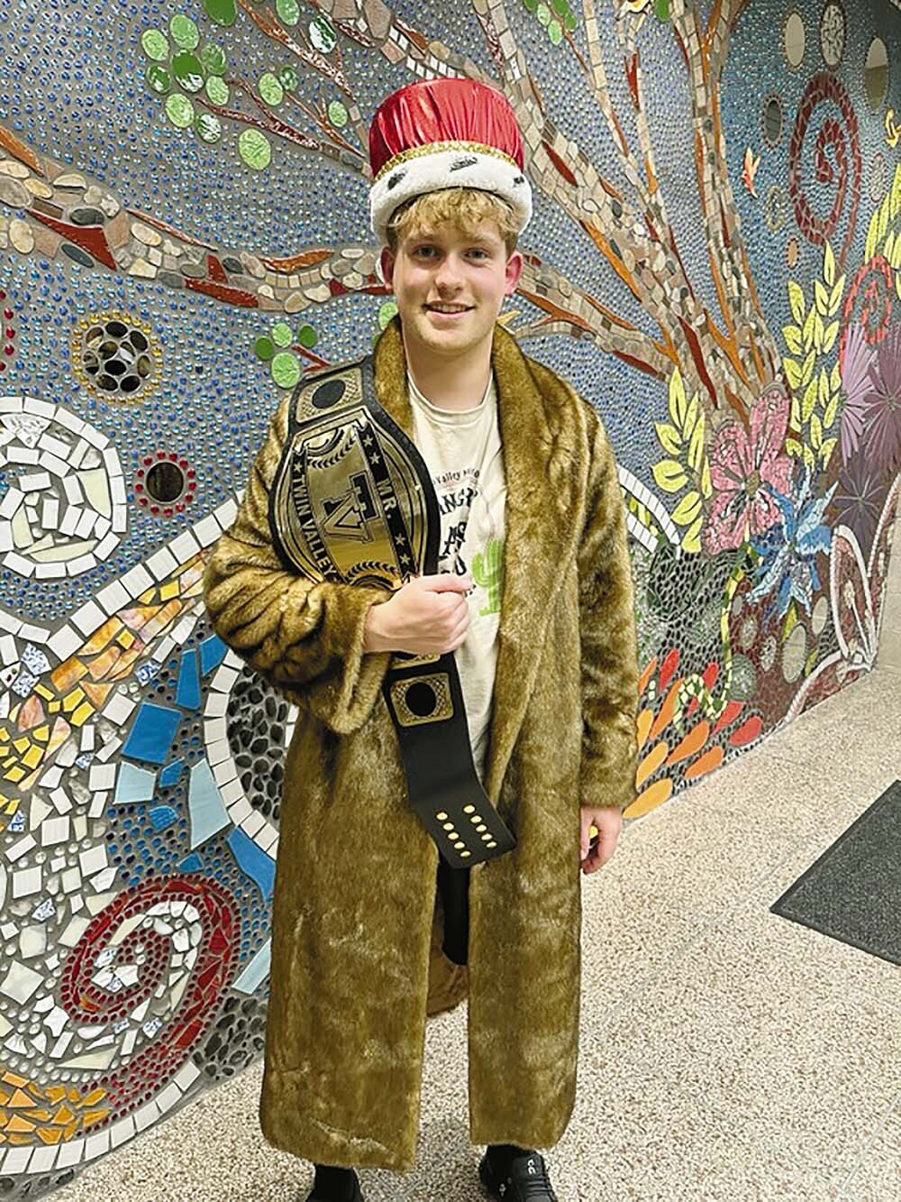 Mr. Twin Valley takes part in district-wide bike ride | TownLively