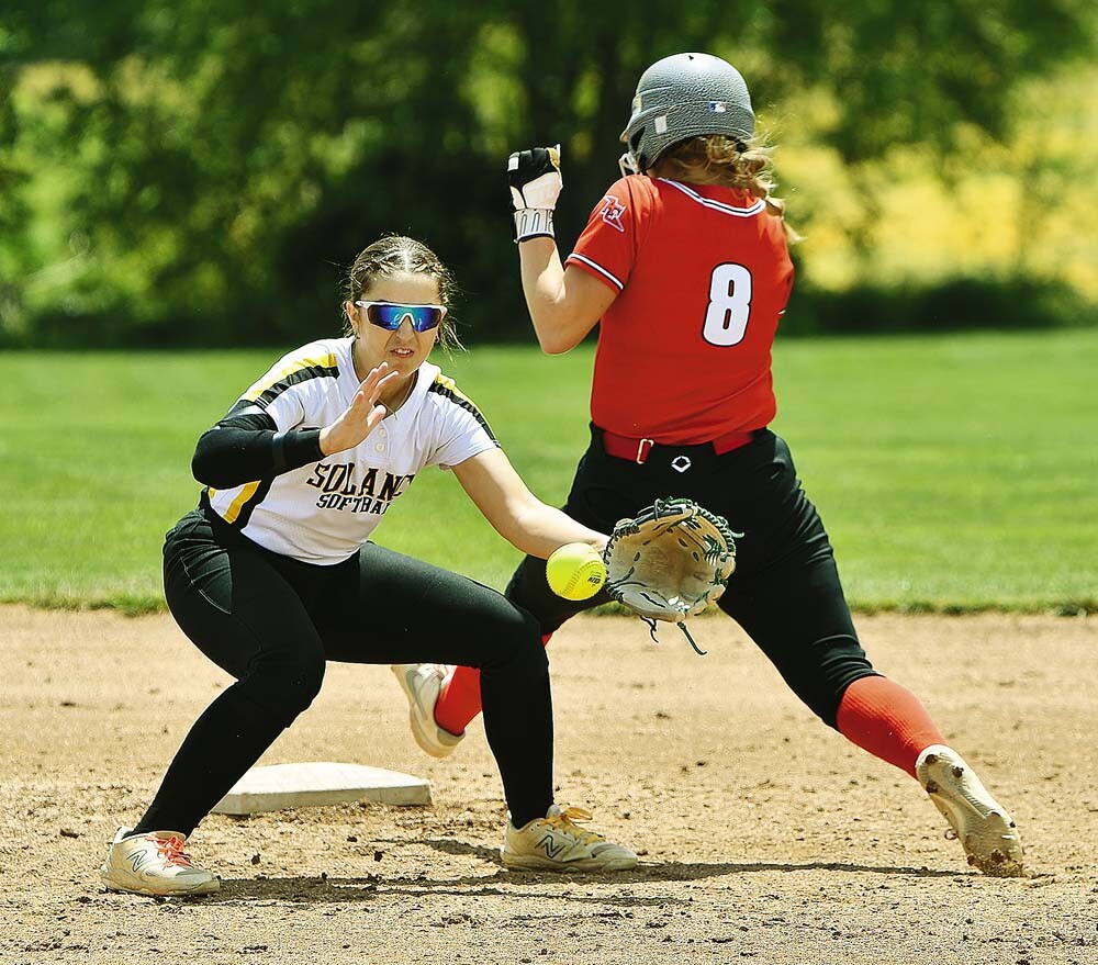 Track, softball compete in L-L playoffs | TownLively