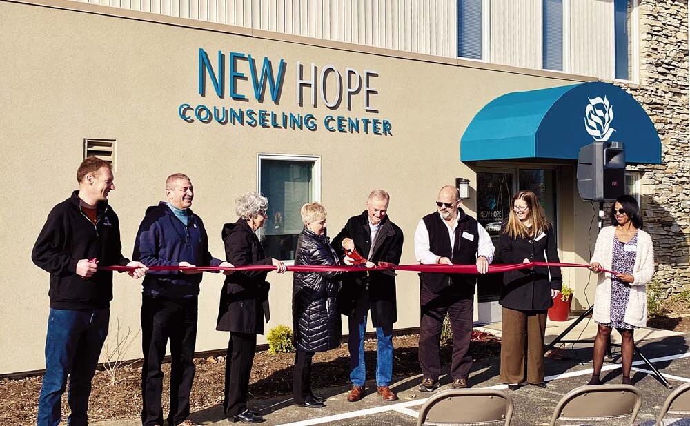 New Hope Counseling Center celebrates building dedication | TownLively