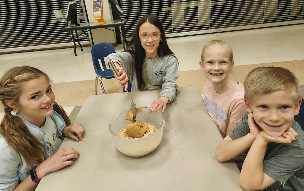 Club enjoys food, field trip, and more | TownLively