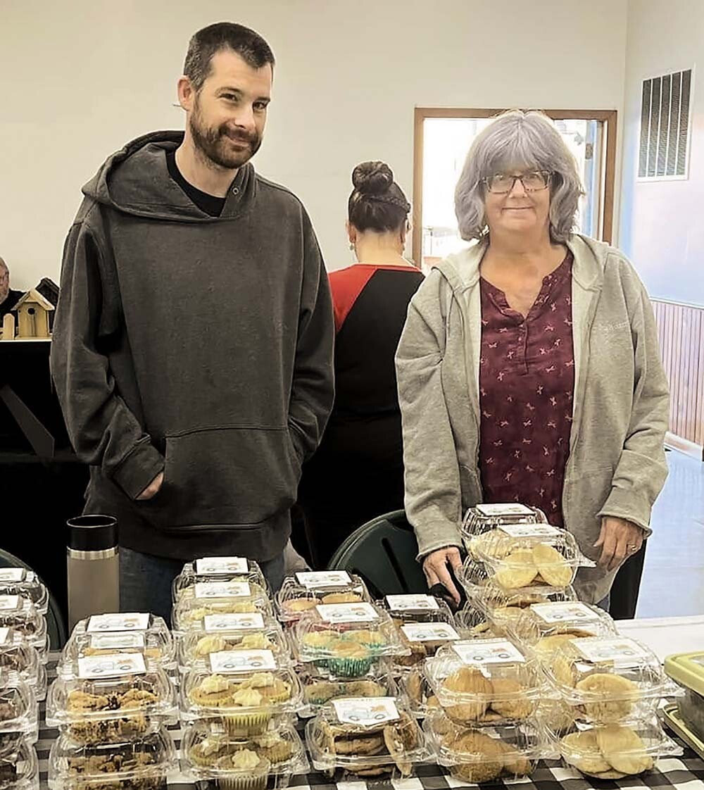 Craft Show To Benefit Wreaths Across America | TownLively